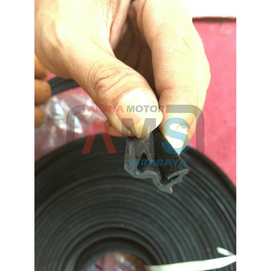 Jual Karet Rel Kaca Mobil Beludru / Window Chanel Run Glass WR021 ...