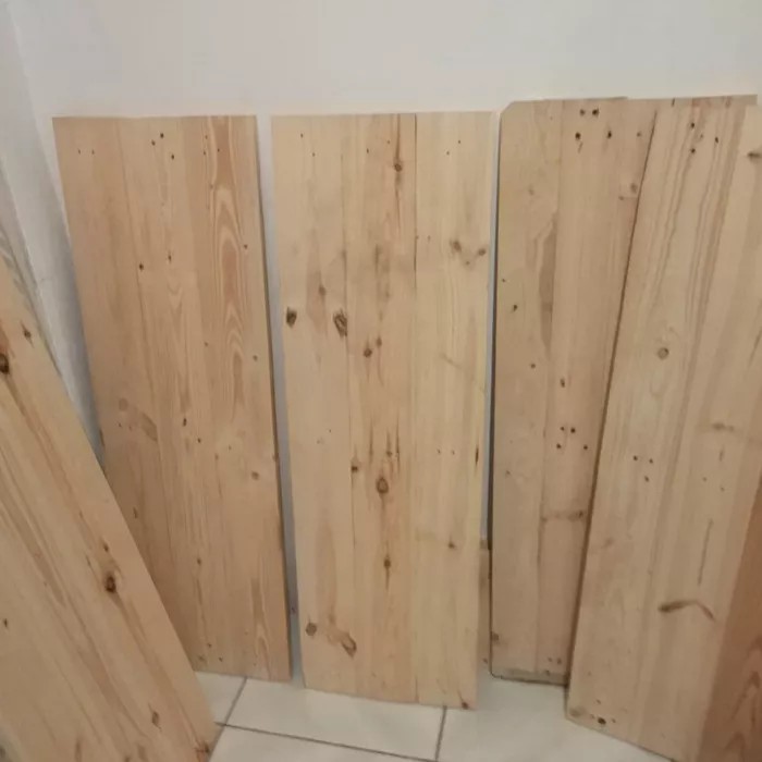 Jual papan kayu jati belanda / kayu pinus ukuran custom murah Indonesia ...
