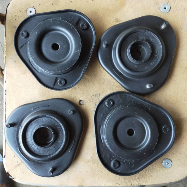 Support shock karet Pangkon shockbreaker Taruna Avanza Xenia Old ...
