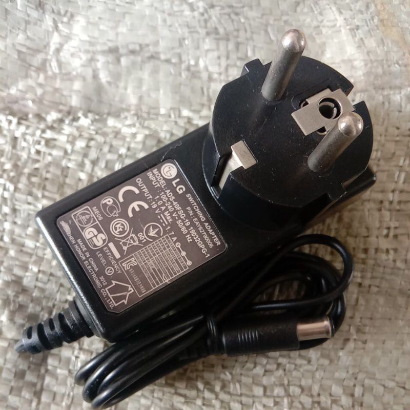 Jual Adaptor TV LG 19V 1.7A - 2.1A ORIGINAL | Shopee Indonesia