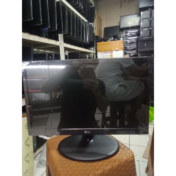 Jual Monitor Led LG 19 Inch No Minus Lengkap Kabel Bergaransi | Shopee Indonesia