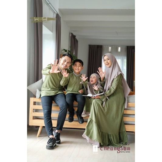 Jual CHEONGSAM LEAD FOREST by KYANA HIJAB | Shopee Indonesia