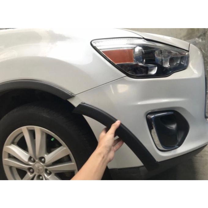 Jual Over Fender / Kulit Jeruk Bagian Kanan Depan (Kecil) Outlander ...