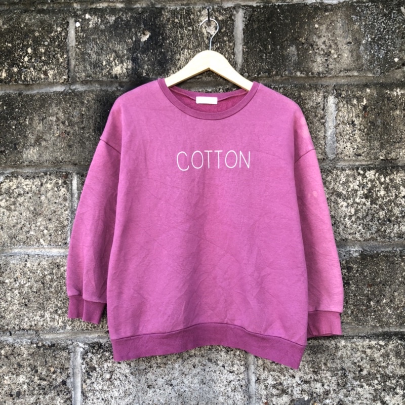 Jual COTTON SWEATER PAKAI BARANG THRIFTING MAKIN KEREN DAN KECE GK ...