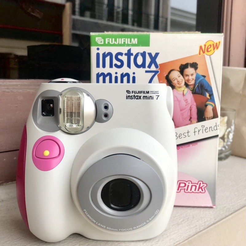 Jual PRELOVED FUJIFILM INSTAX MINI 7 PINK POLAROID INSTANT CAMERA ...