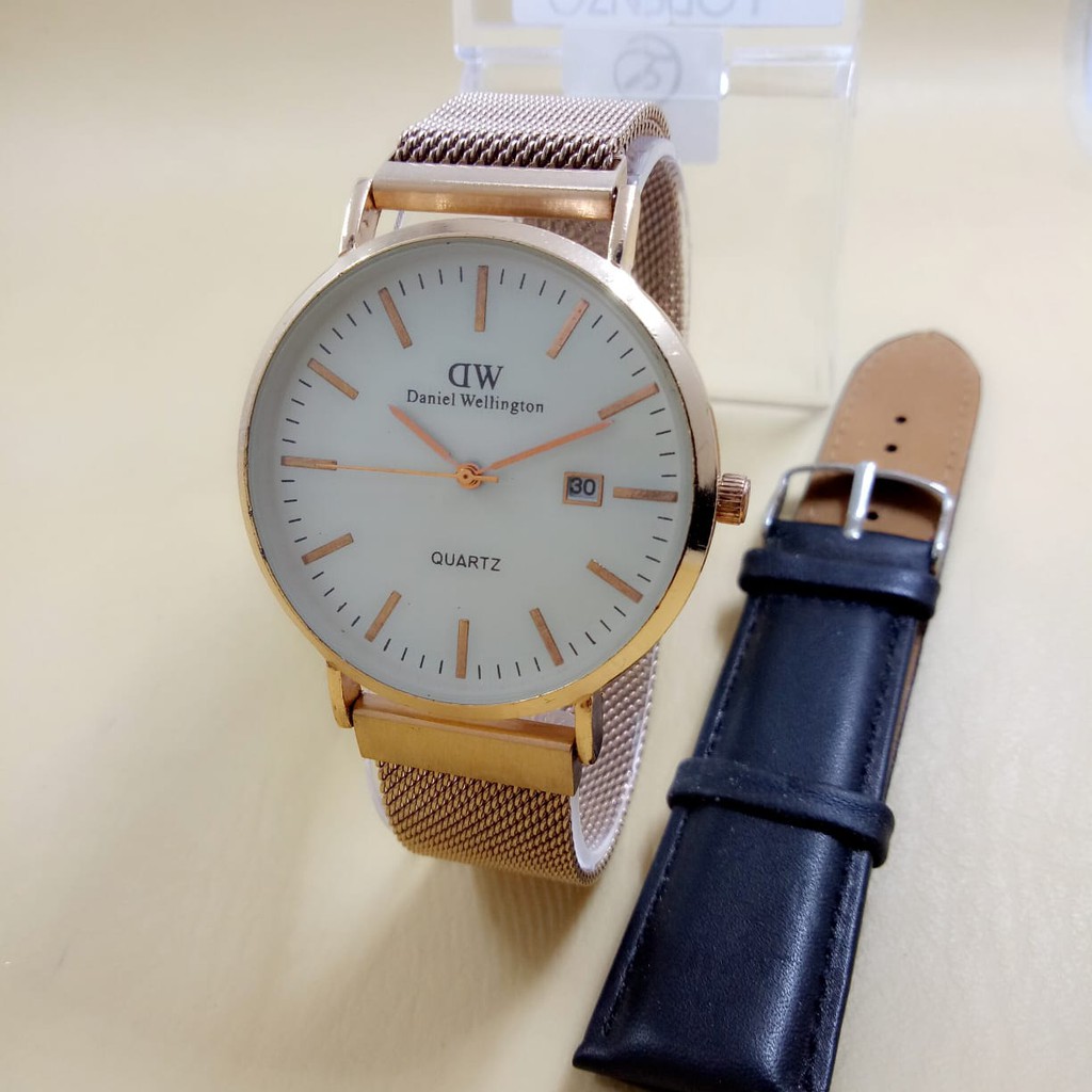 Jual JAM TANGAN DW PASIR PAKET BONUS STRAP KULIT | Shopee Indonesia