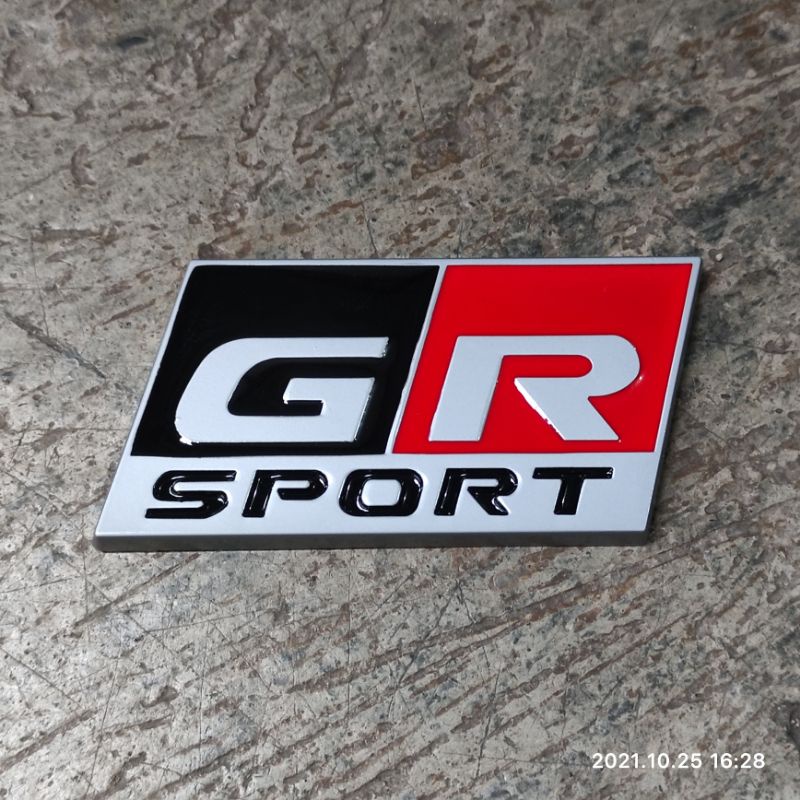 Jual satu buah emblem logo GR SPORT tempel dan GR SPORT jepit grill ...