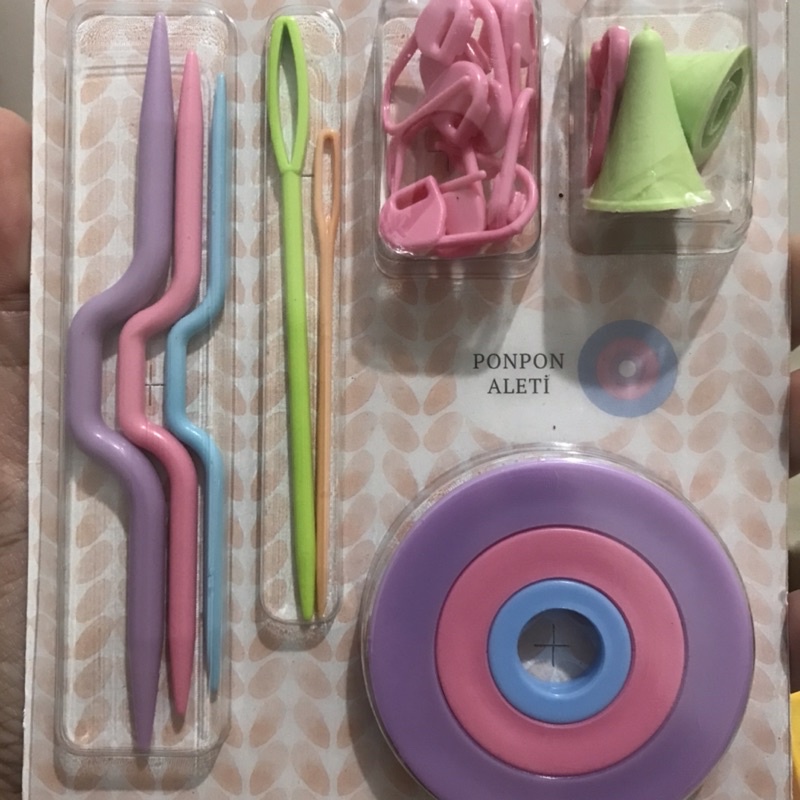 Jual ALAT RAJUT SET jarum hakpen plastik produk turki | Shopee Indonesia