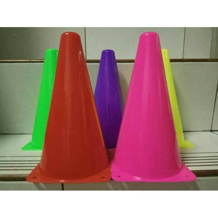 Jual CONE KERUCUT/KUN KERUCUT/CONE CORONG RAPAT LENTUR OLAHRAGA BOLA ...
