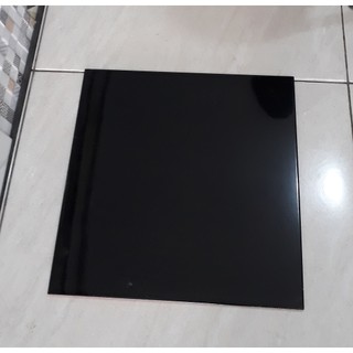 Jual Keramik Lantai Hitam Polos 40X40 4693 BLACK PAIN -ARWANA- Glossy ...