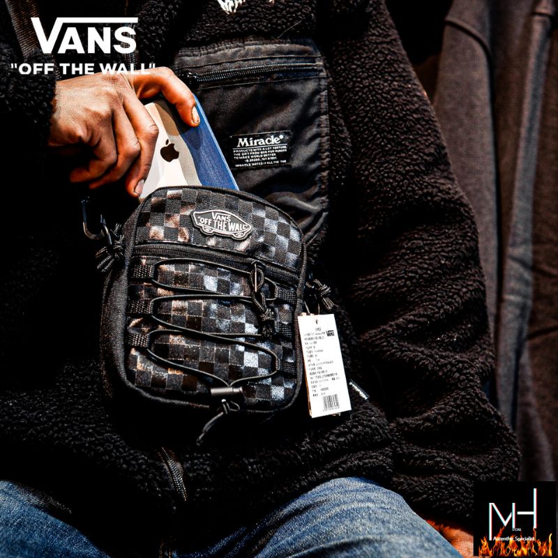 Jual tas sling bag vans / bail Shoulderbag Checkerboard Black Black ...
