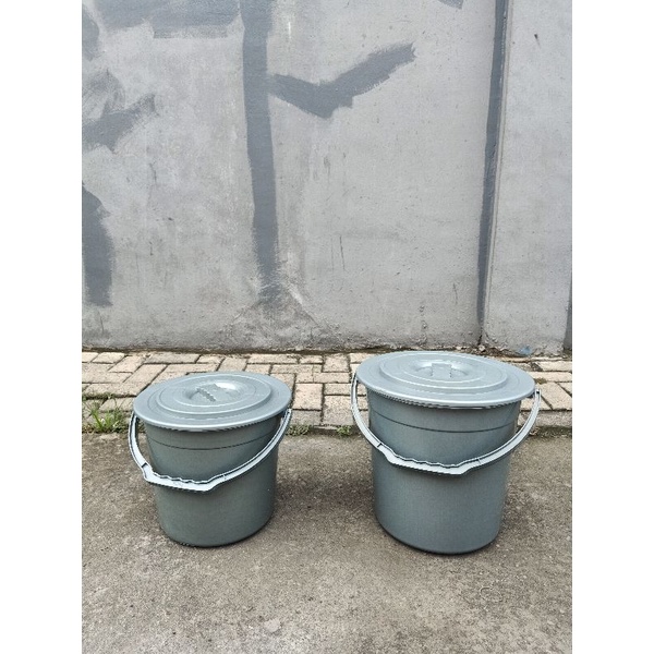 Jual Timba Tutup Tangkai / Ember Galon Phylia Abu Abu | Shopee Indonesia