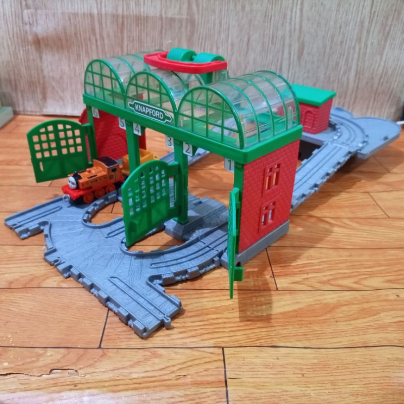 Jual Thomas & Friends Take Along N Play - Knapford Station | Shopee ...