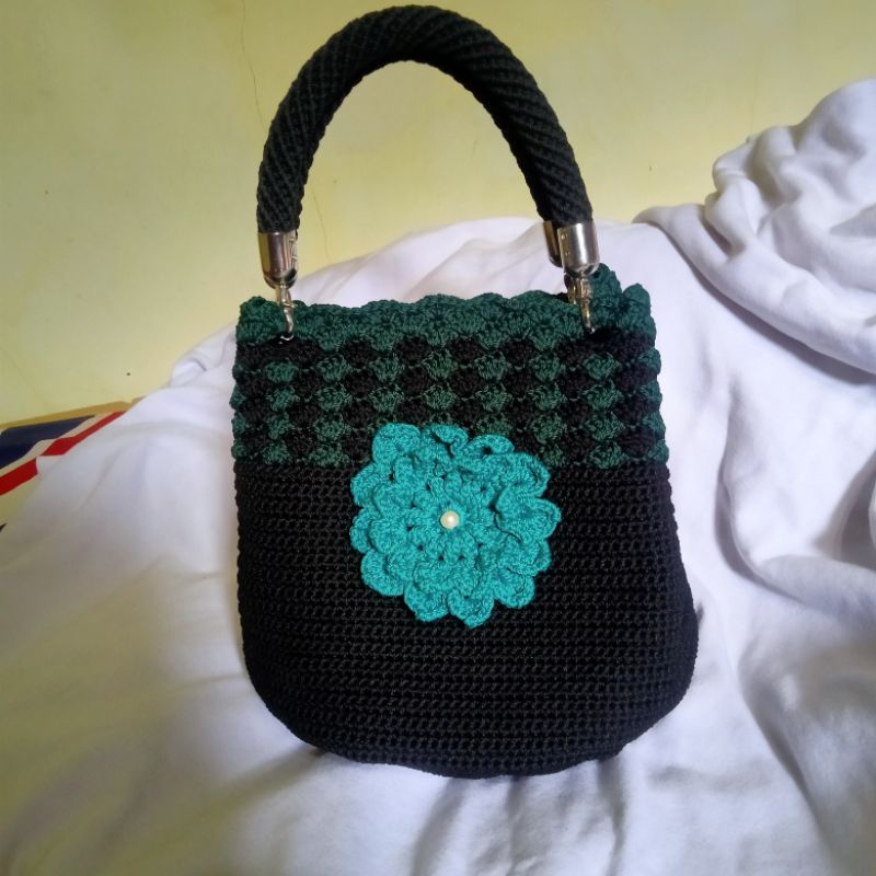 Jual prakarya kerajinan tas dari benang rajut | Shopee Indonesia