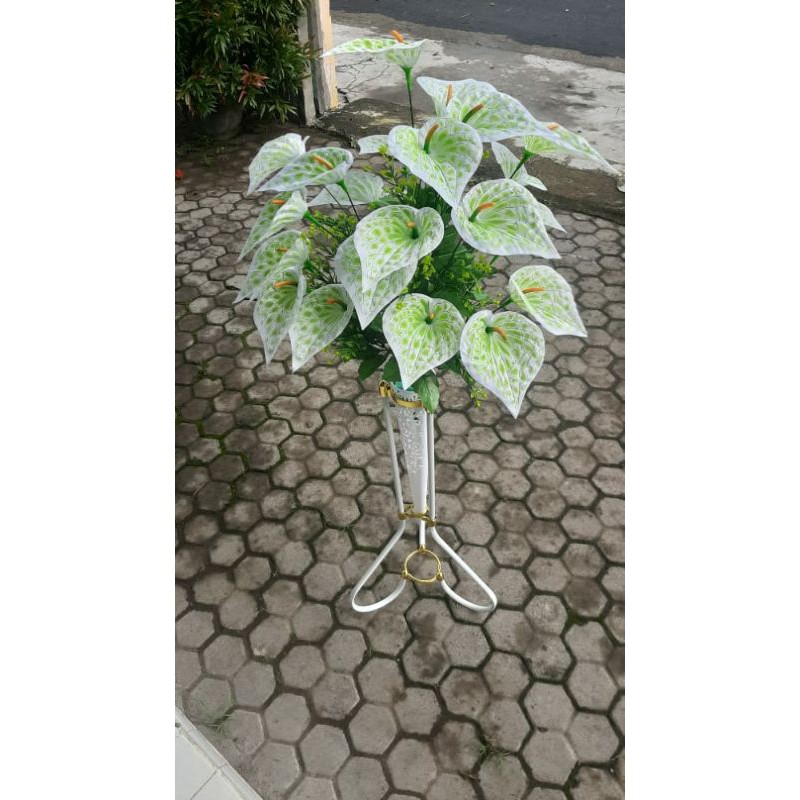 Jual Rangkaian [ 1set ] bunga Aron panda artificial dengan vas corong ...