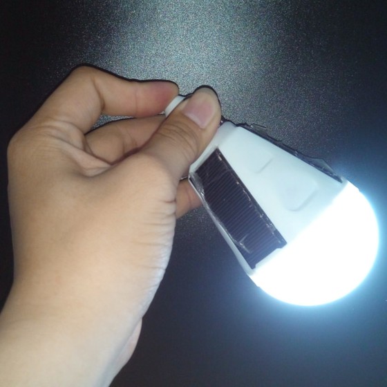 Jual Bohlam Lampu Emergency LED Solar Cell 7 WATT Indonesia|Shopee ...