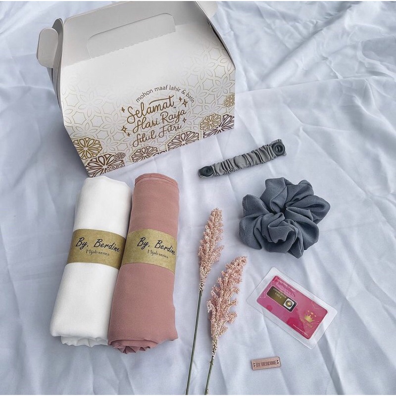 Jual Paket hampers hijab byberdine | Shopee Indonesia