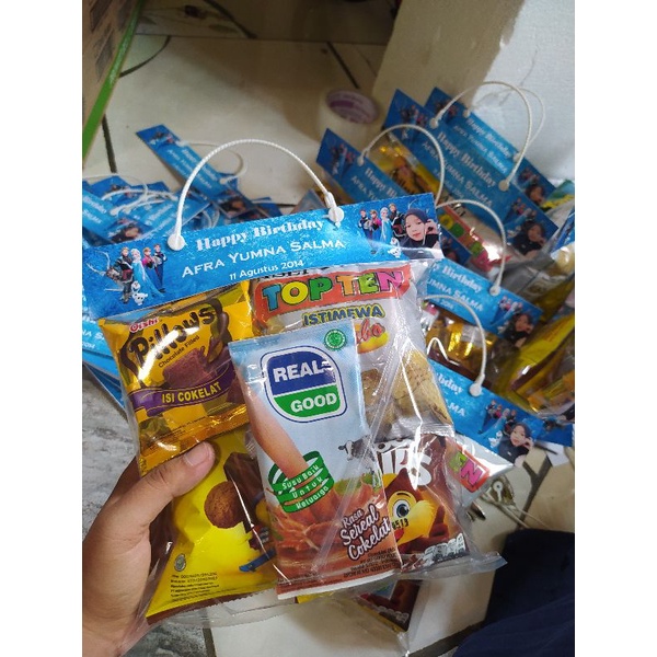 Jual paket ulang tahun/bingkisan ulang tahun anak / snack ultah anak ...