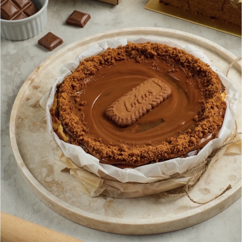 Jual Signature Basque Burnt Cheesecake (Original/Lotus Biscoff/Nutella ...