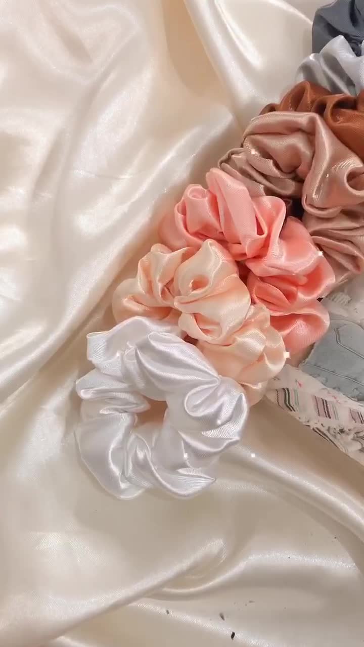 Jual BABY SCRUNCHIE - mini slim kecil cepol cemol ikat rambut anak ...