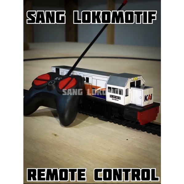 Jual Miniatur Kereta Api Lokomotif cc201 Mesin RC bisa jalan,pakai ...