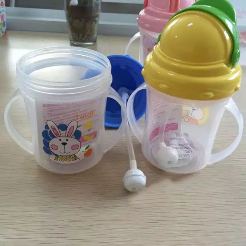 Jual Botol Minum Anak sedotan dengan saringan anti sedak | Shopee Indonesia