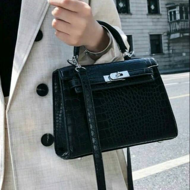 Harga TAS Kelly Import Terbaru Jun 2026 | BigGo Indonesia