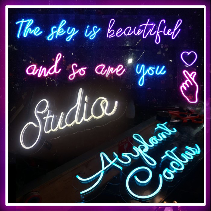 Jual Lampu Neon Flex Led Model Custom Logo Tulisan Bebas Cepat Murah ...