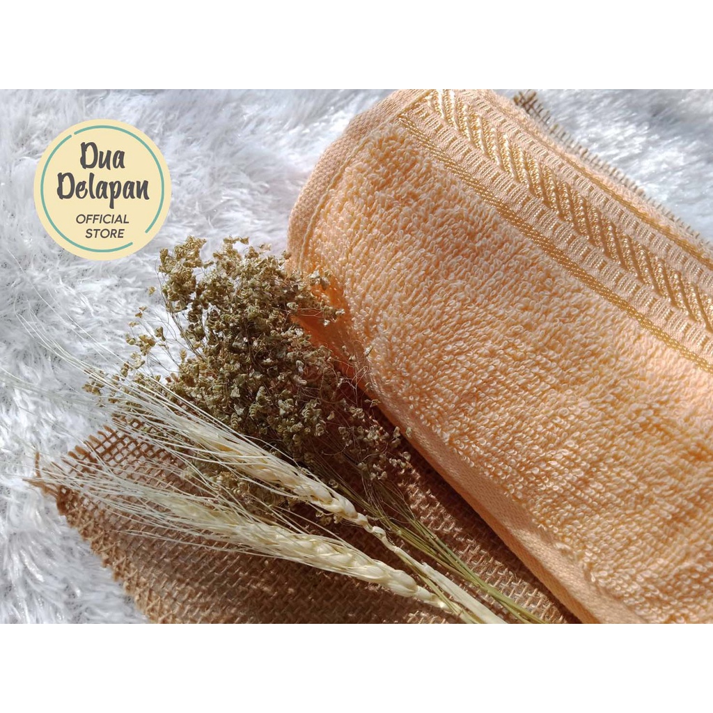 Jual HANDUK MANDI MERAH PUTIH 30 x 70 CM WARNA KUNING CREAM | Shopee ...