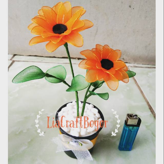 Jual BUNGA MATAHARI STOKING/ BUNGA ARTIFICIAL | Shopee Indonesia