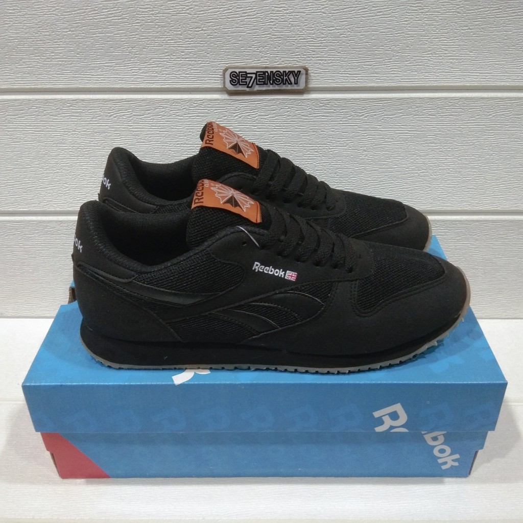 Jual Sepatu Rebok Classic Full Black Gum Men Import | Shopee Indonesia