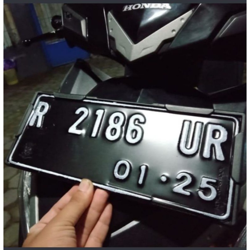 Jual Cover Plat Motor Dudukan Plat Nomor Motor Slip On Original Honda ...