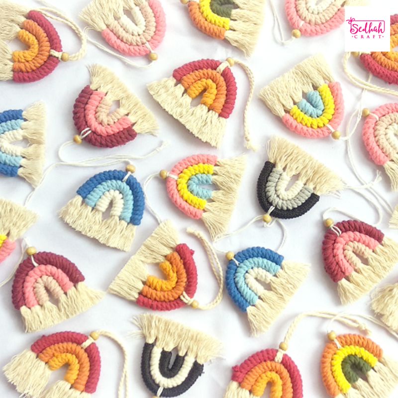 Jual Gantungan Kunci Macrame Pelangi | Macrame Rainbow | Rainbow ...
