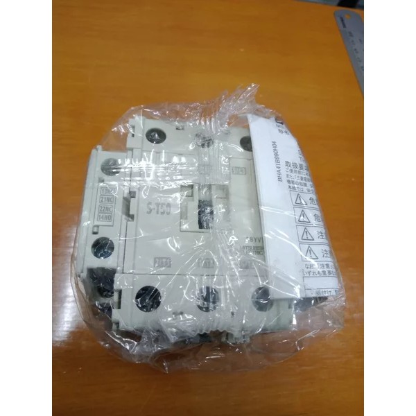 Jual Kontaktor / Contactor Mitsubishi S-T50 ST-50 ST50 220v | Shopee ...
