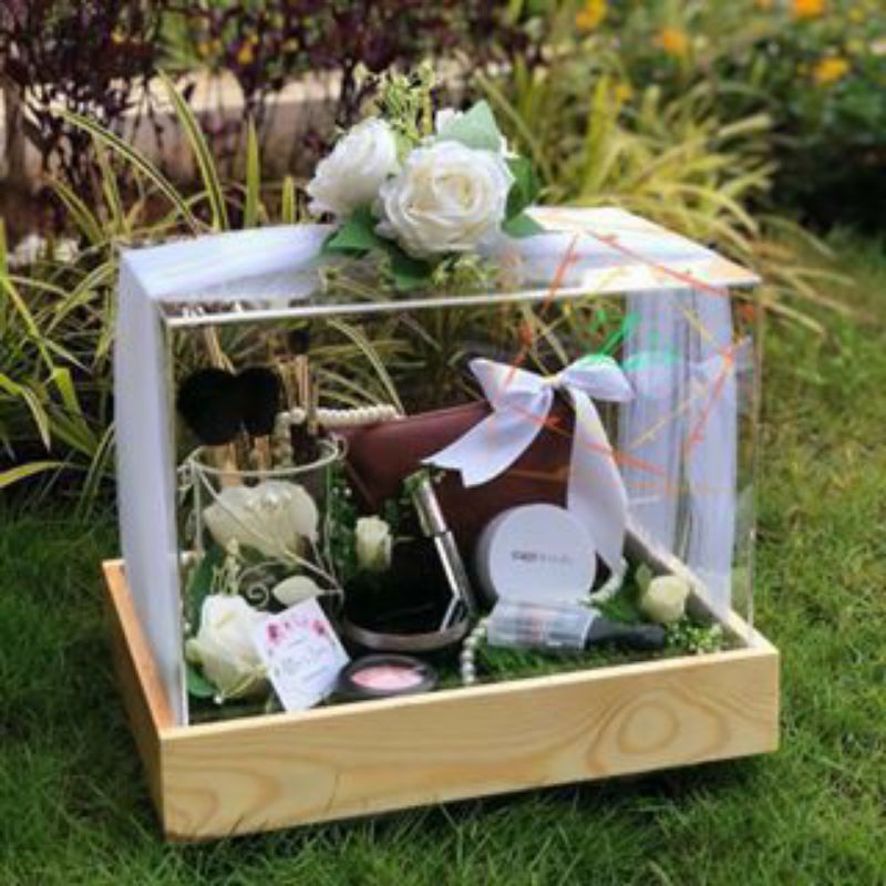 Jual baki seserahan 1 set isi 4 / box seserahan / box lamaran Indonesia ...