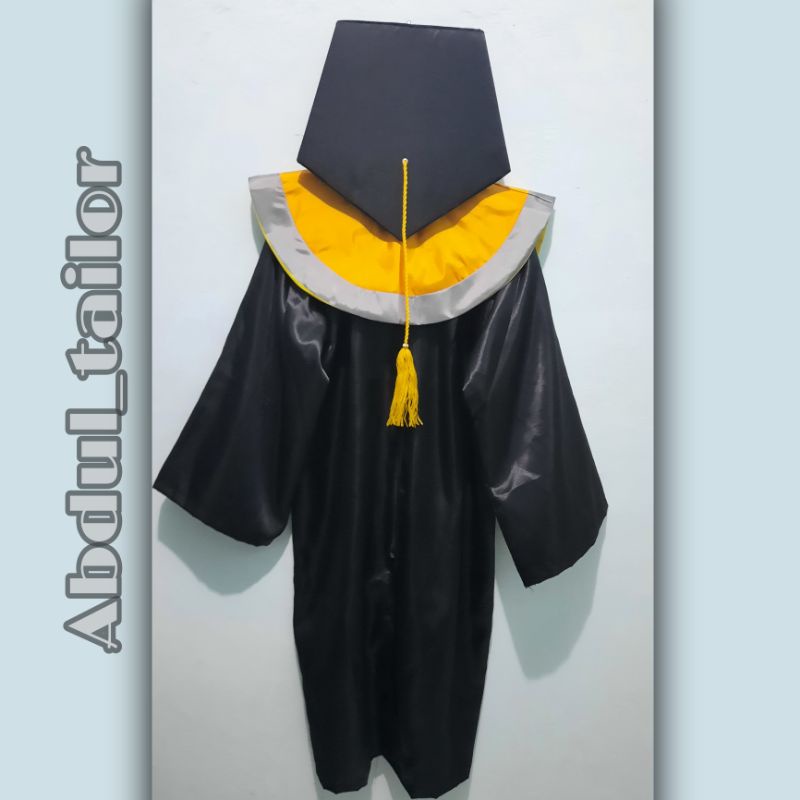 Jual BAJU TOGA WISUDA DEWASA_tanpa selendang/kalung_warna sleber dan ...