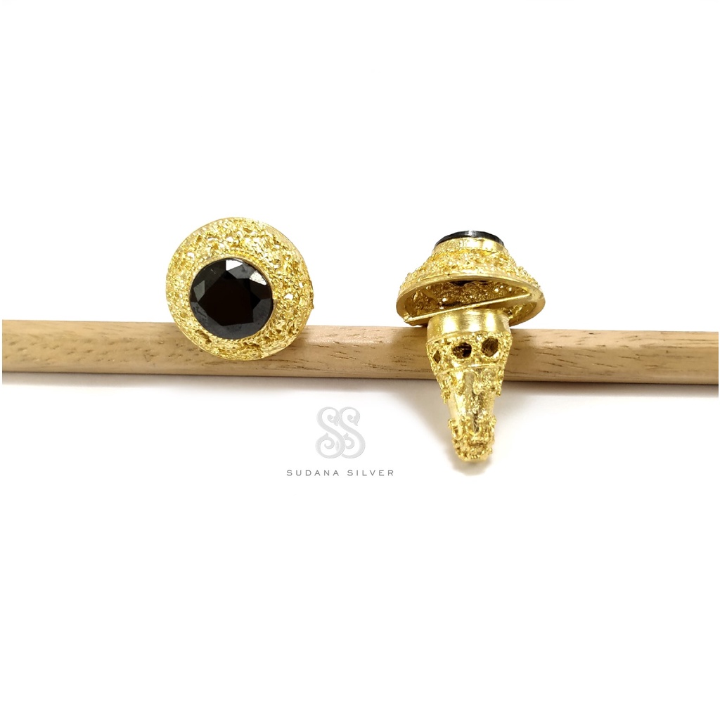 Jual Subeng Giwang Sirkon Damar Putih Hitam Gold Plated Alpaka Bali ...