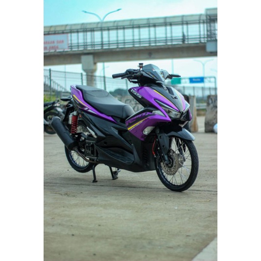 Jual STRIPING STICKER AEROX NVX 155 TRANSPARAN NARDO PURPLE | Shopee ...