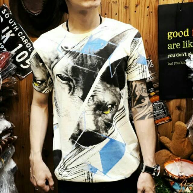 Jual Tshirt/kaos pria | Shopee Indonesia Jual Tshirt/kaos pria | Shopee Indonesia