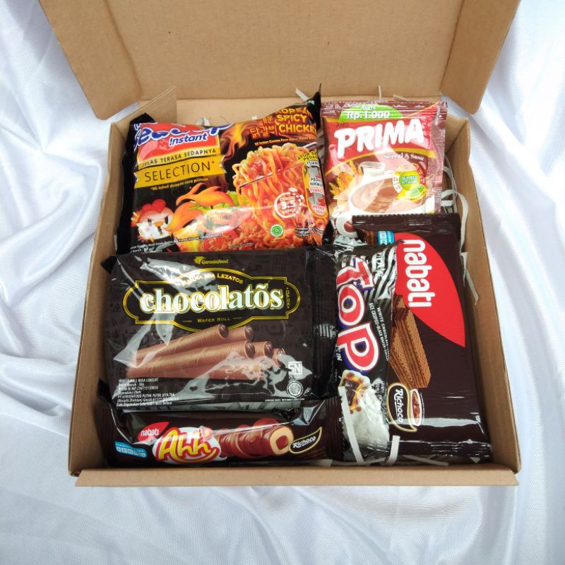 Jual GIFT BOX SNACK HITAM (WAJIB TAMBAHKAN BUBBLE WRAP)/ GIFT BOX SNACK ...