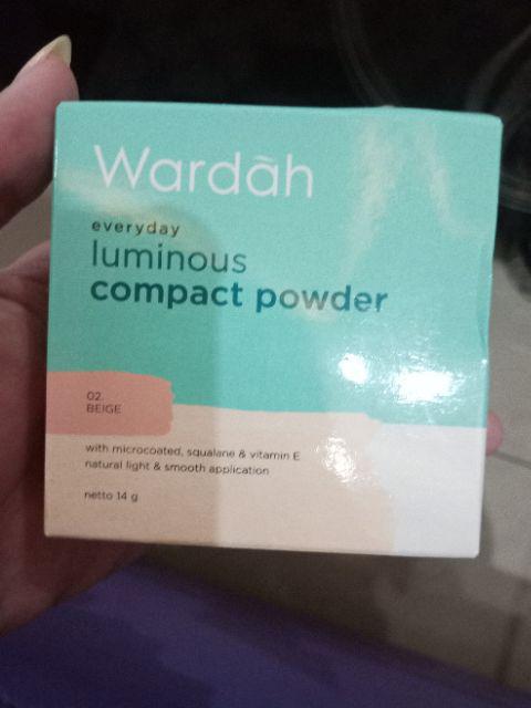 Wardah Everyday Luminous Compact Powder Bedak Padat Pakai Kaca Tempat ...