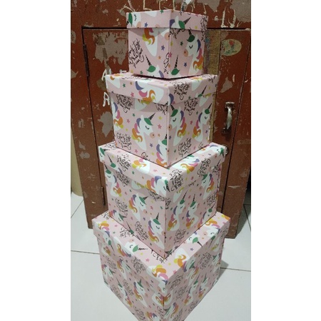 Jual box surprise,box snacks,EXPLOSION BOX | Shopee Indonesia