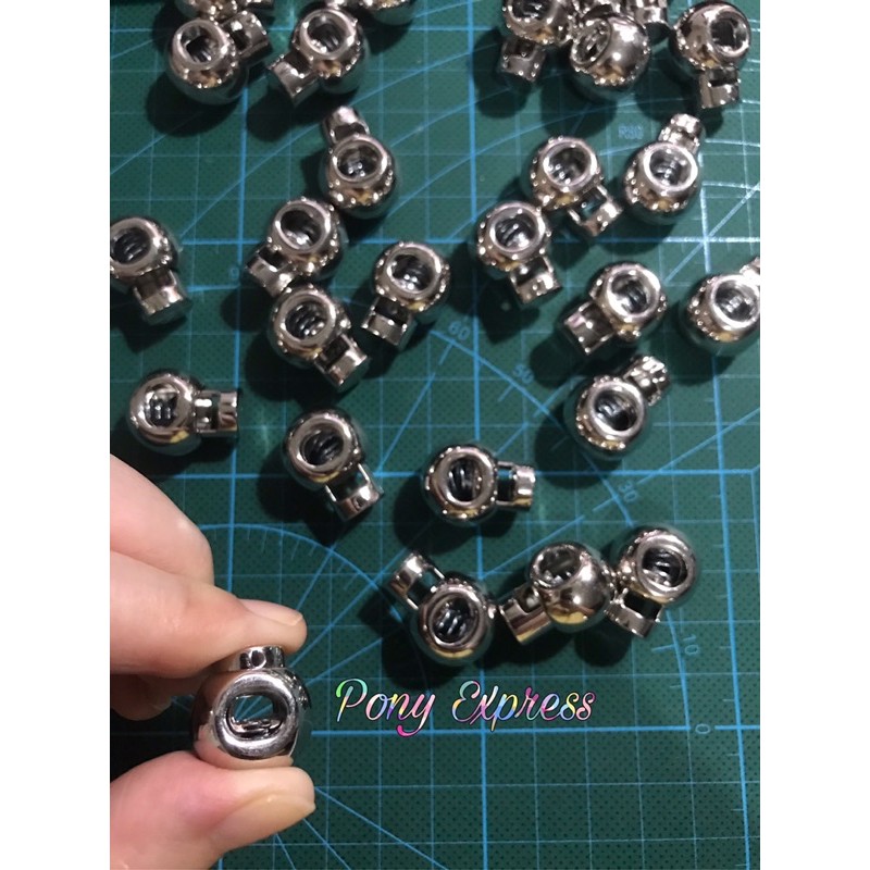Jual Cord Lock Stopper Plastik Bulat Bola Silver 22x17 mm | Shopee ...