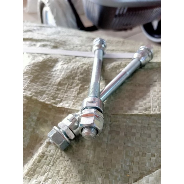 Jual as roda depan cp sepeda as besar uk kunci 15 (satuan) Indonesia ...