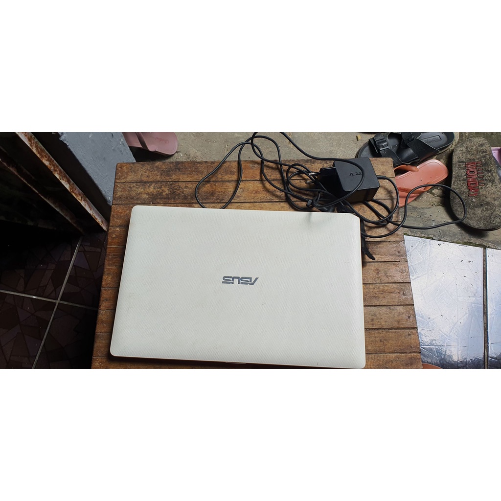 Jual Notebook Asus X200CA Super Mulus tanpa dus | Shopee Indonesia