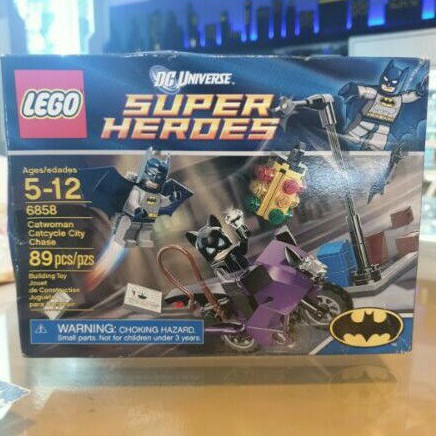 Jual Lego DC Universe Super Heroes Catwoman Catcycle City Chase 6858 ...