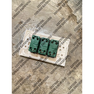Jual saklar triple (saklar 3 gang) PANASONIC | putih | inbow / tanam ...