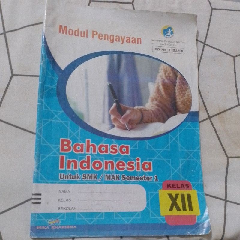 Jual Buku Lks Bahasa Indonesia kelas 12 / kelas XII Semester 1 Modul ...