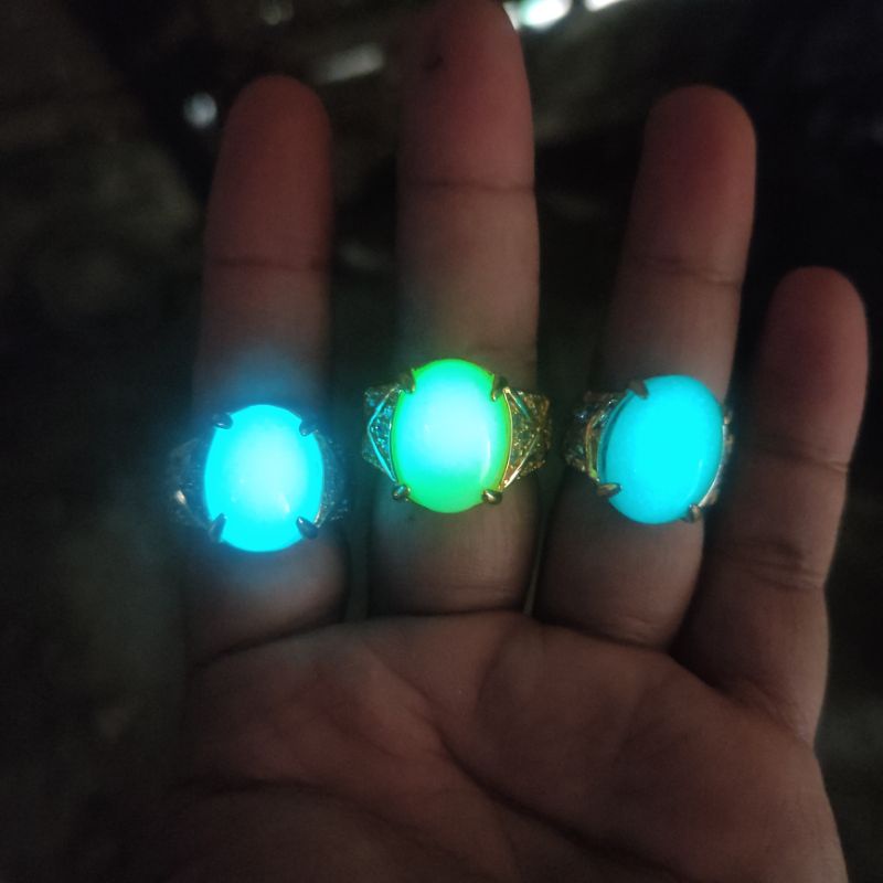 Jual PAKET 3 BUAH CINCIN BATU AKIK FOSFOR 3 WARNA (N) Indonesia|Shopee ...