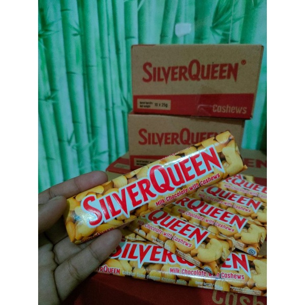 Jual SilverQueen 25gram - 1box isi 10pcs | Shopee Indonesia